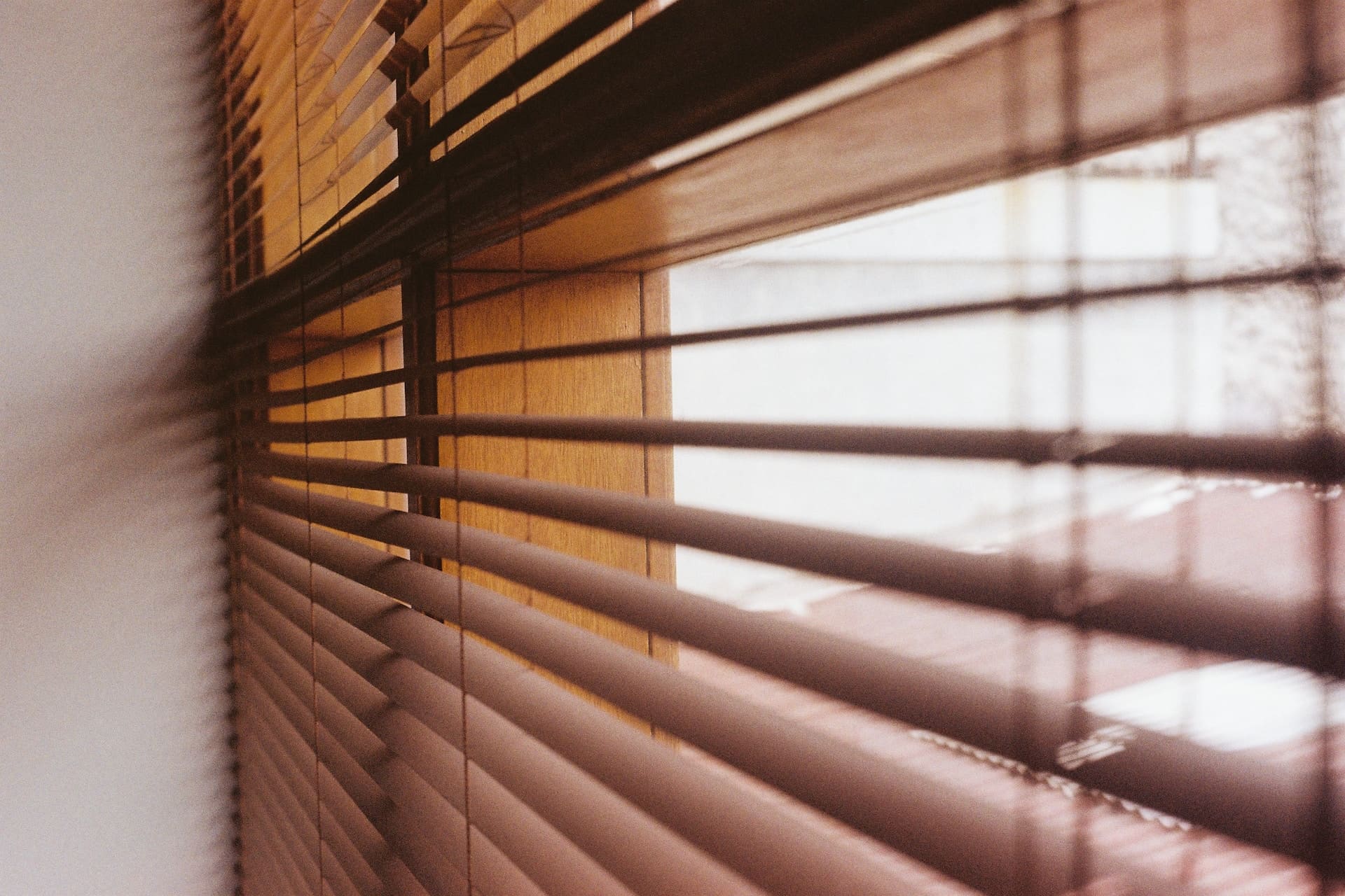Persianas Verticais ou Horizontais: Qual é a Melhor Opção Para Sua Casa ...
